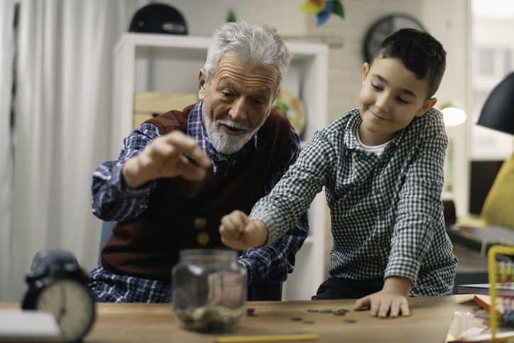 How Much Do Average Retirees Spend Each Year How Much Do Average Retirees Spend Each Year